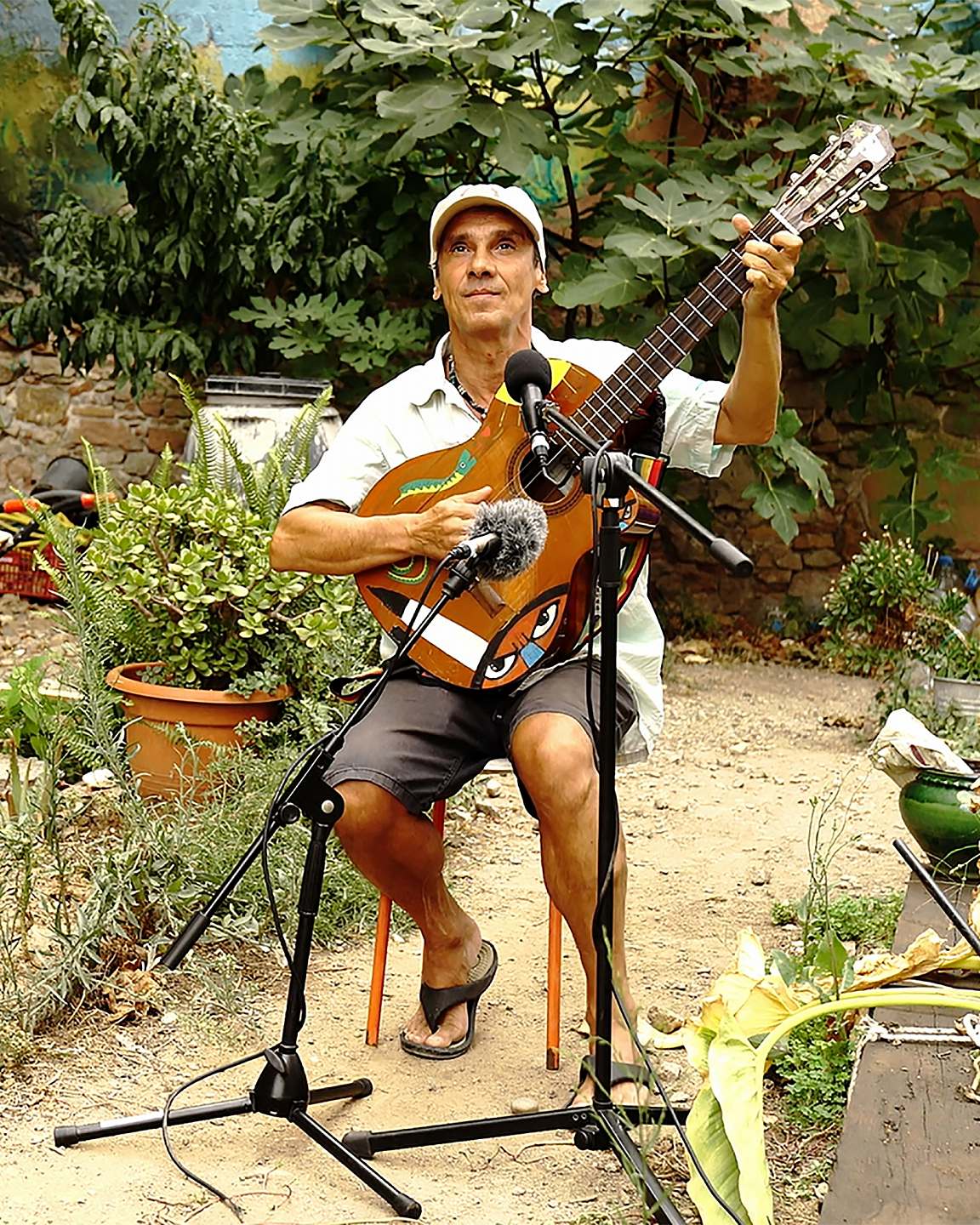 Tantas Tierras | Manu Chao | Song Around The… | Playing For Change