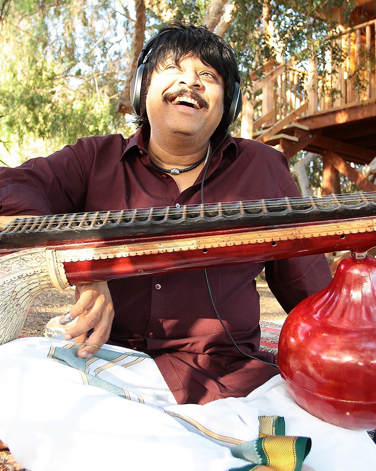 Rajhesh Vaidhya | Playing For Change