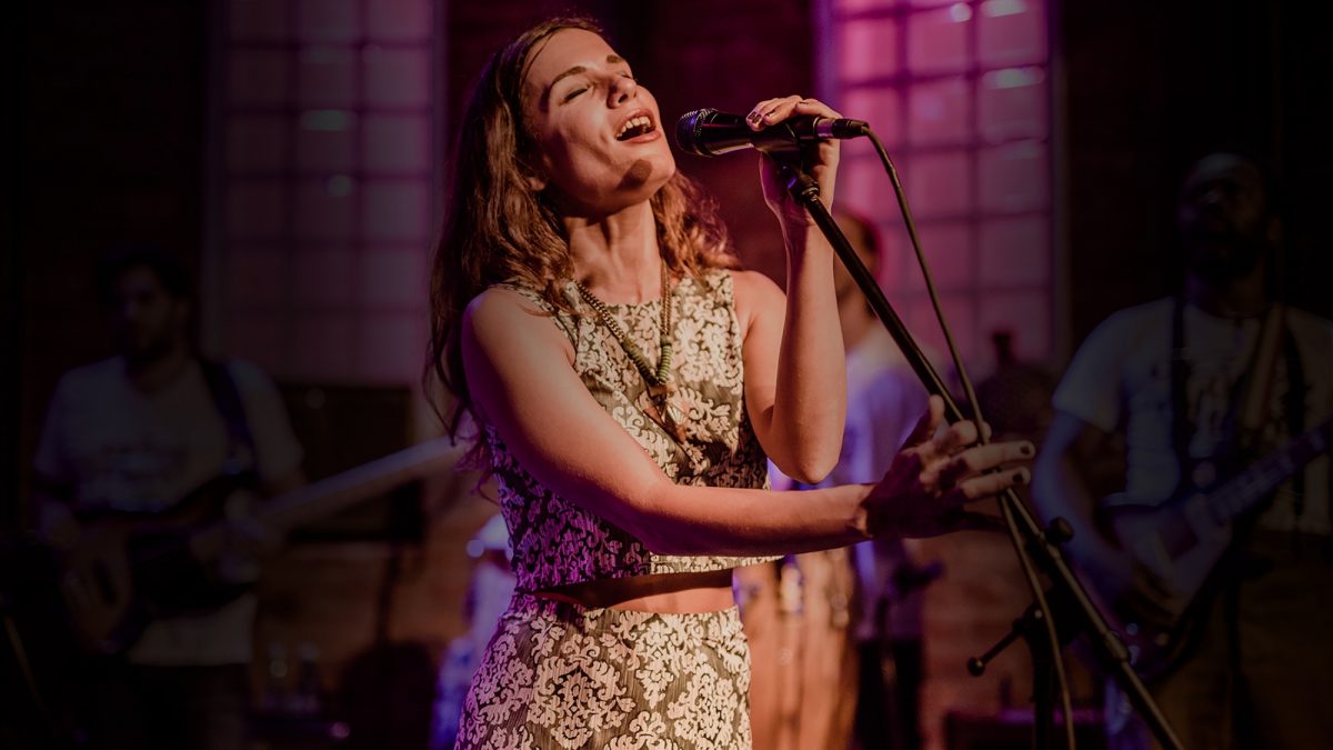 Roberto Luti | Playing For Change