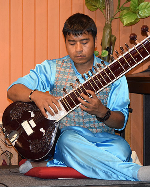 Rajeev Shrestha | Playing For Change