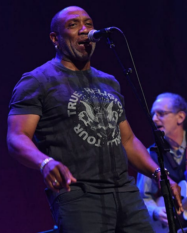 Dexter Redding | Playing For Change