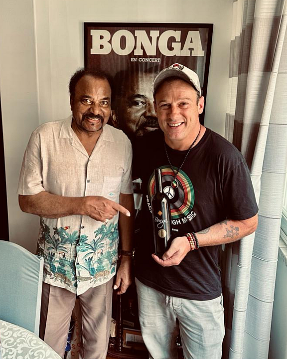 Decoding Bonga Kwenda's Mona Ki Ngi Xica: A… | Playing For Change