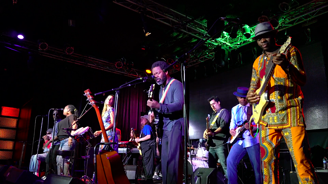 Tula Ben Ari | Playing For Change