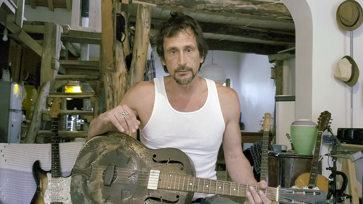 The Best of Roberto Luti | Playlist | Playing For Change