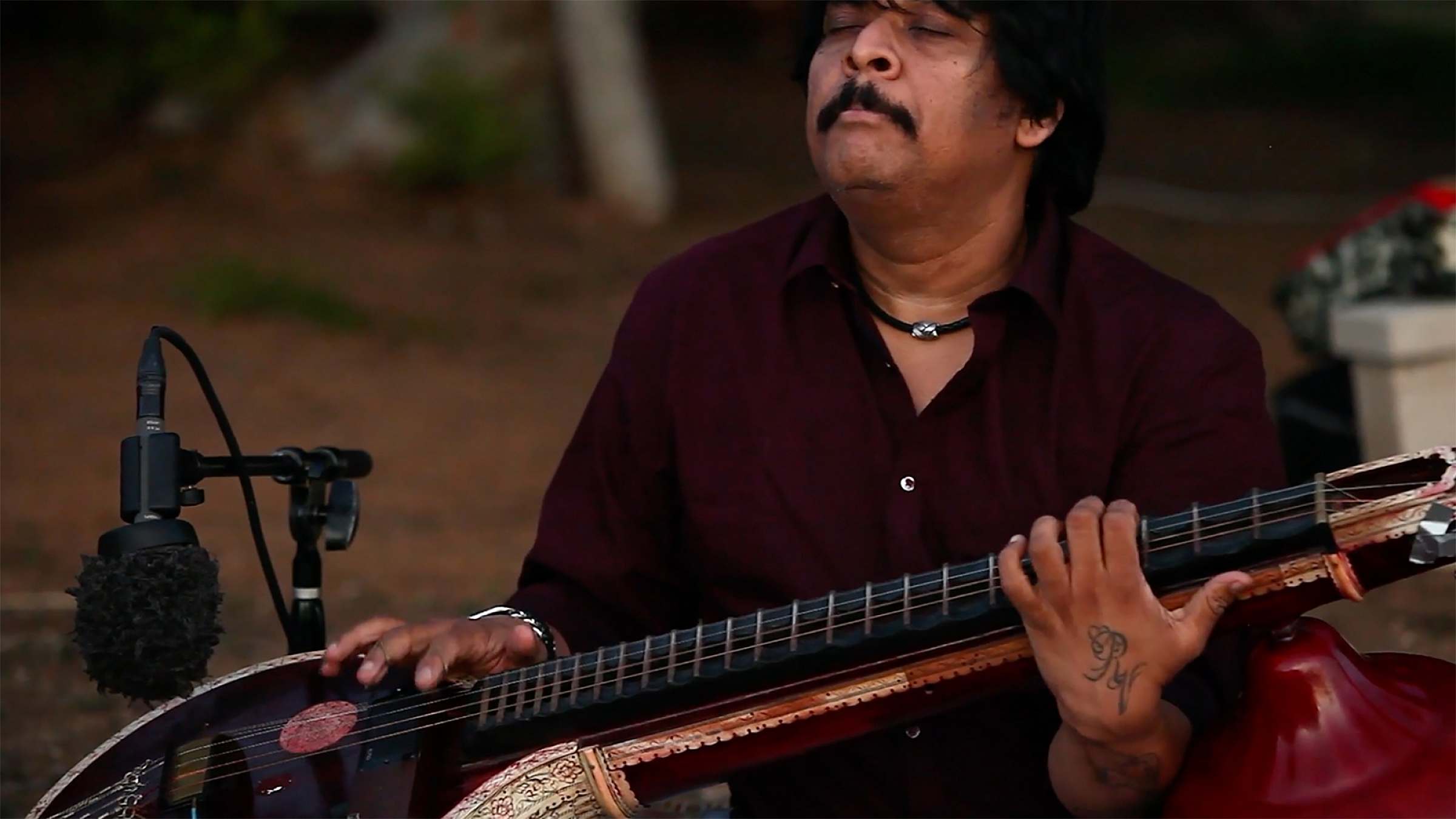 Rajhesh Vaidhya | Playing For Change