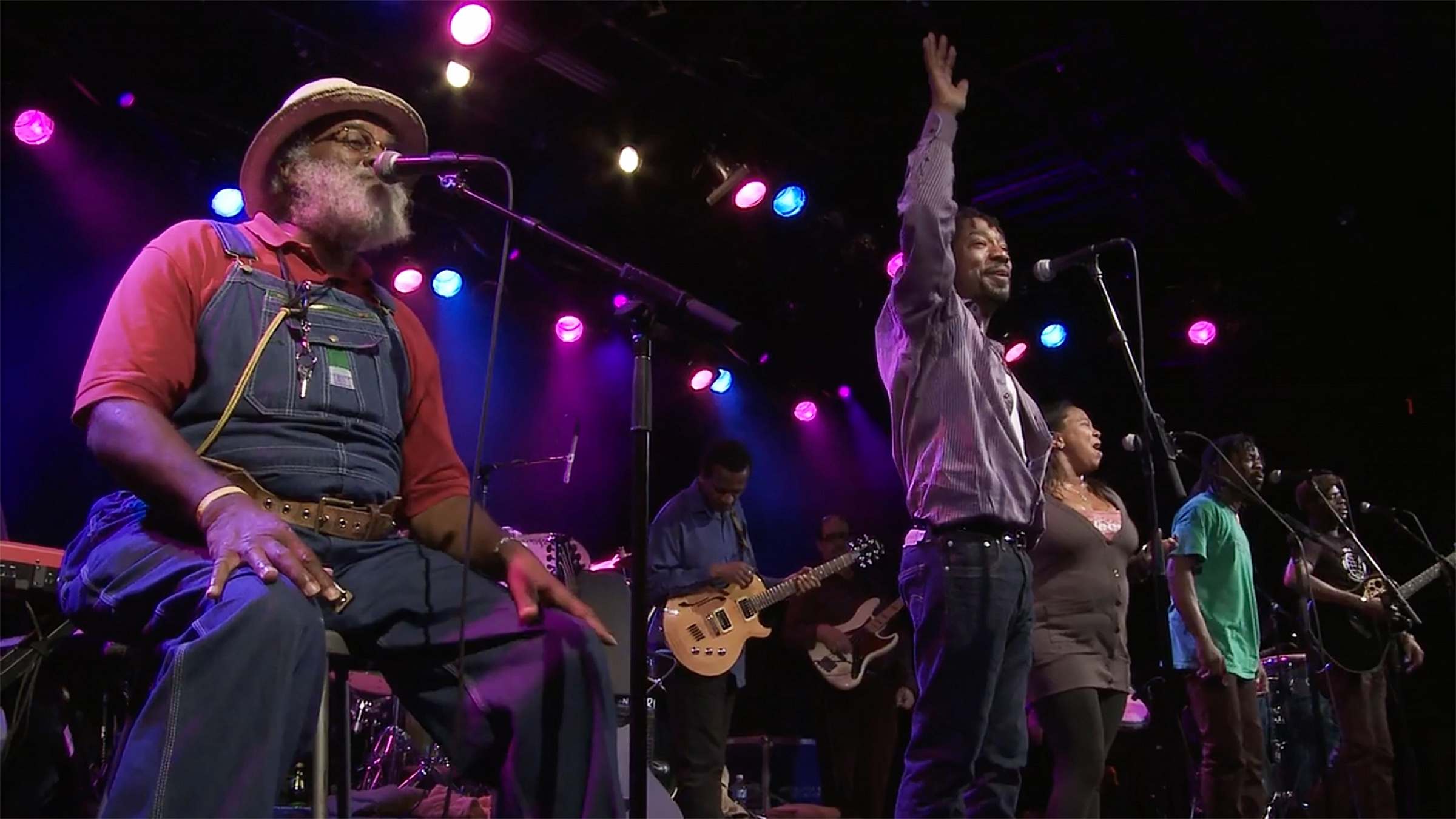 Playing For Change | One Love | Playing For Change Band | Live in…