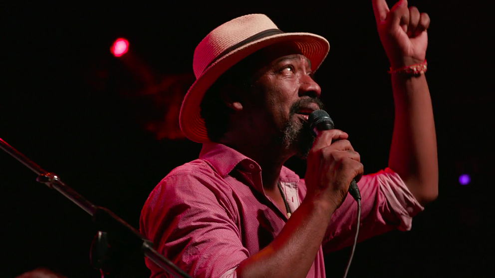 Robin Moxey | Playing For Change