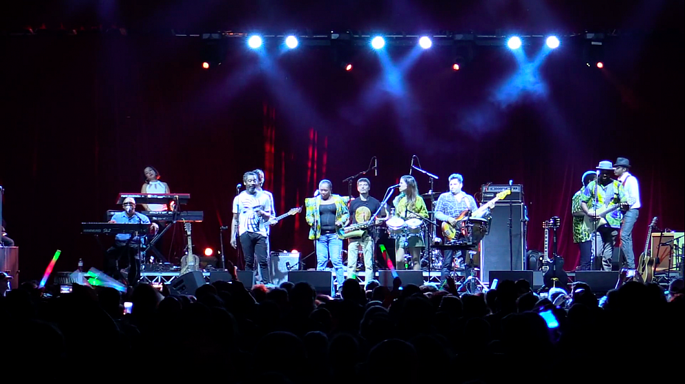 Tula Ben Ari | Playing For Change