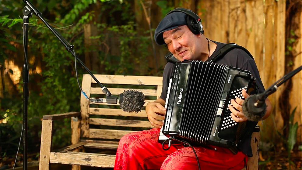 Tula Ben Ari | Playing For Change