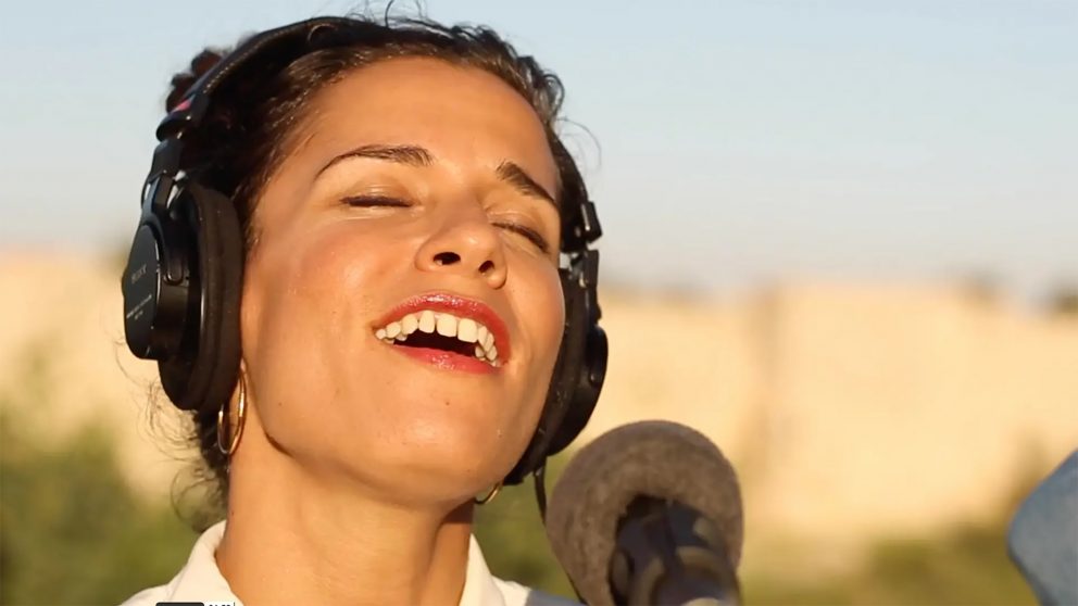 Tula Ben Ari | Playing For Change