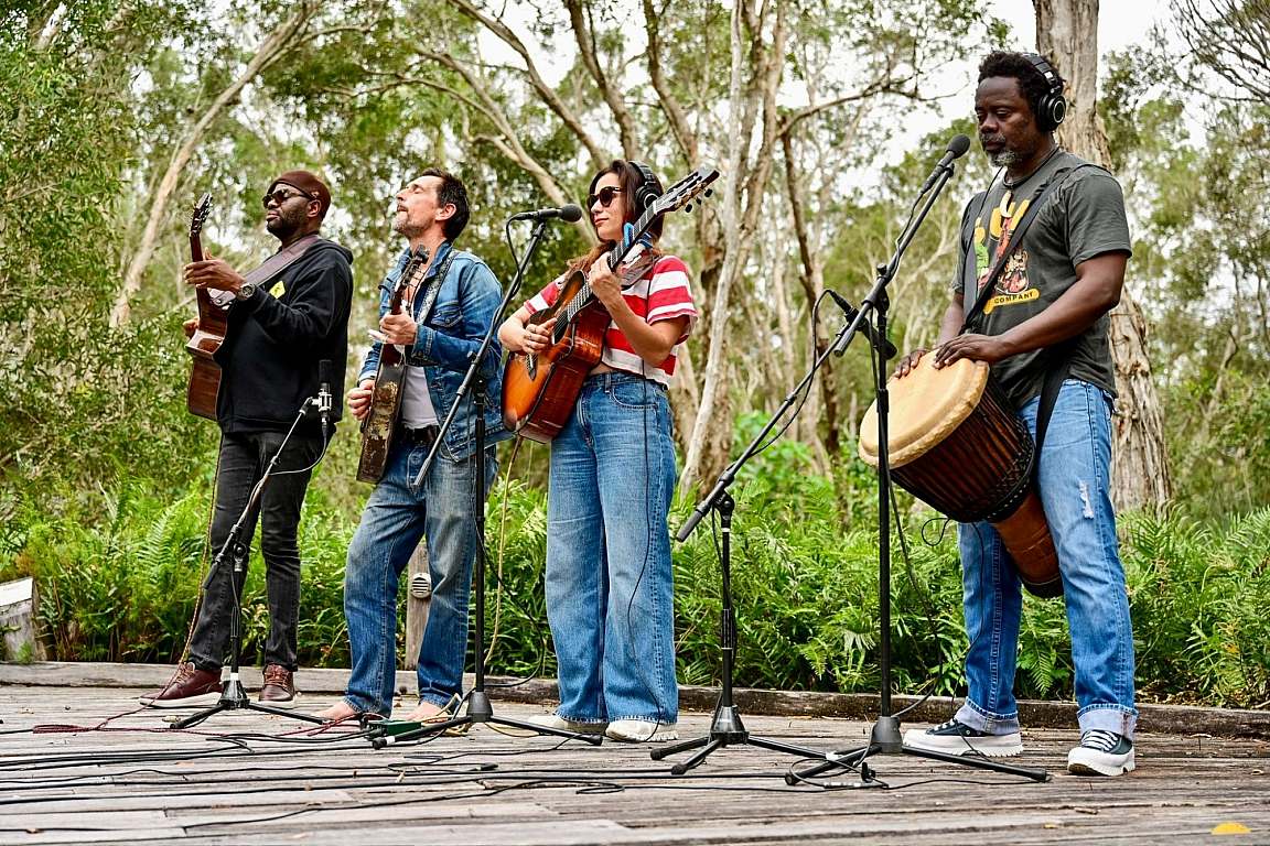 Tula Ben Ari | Playing For Change