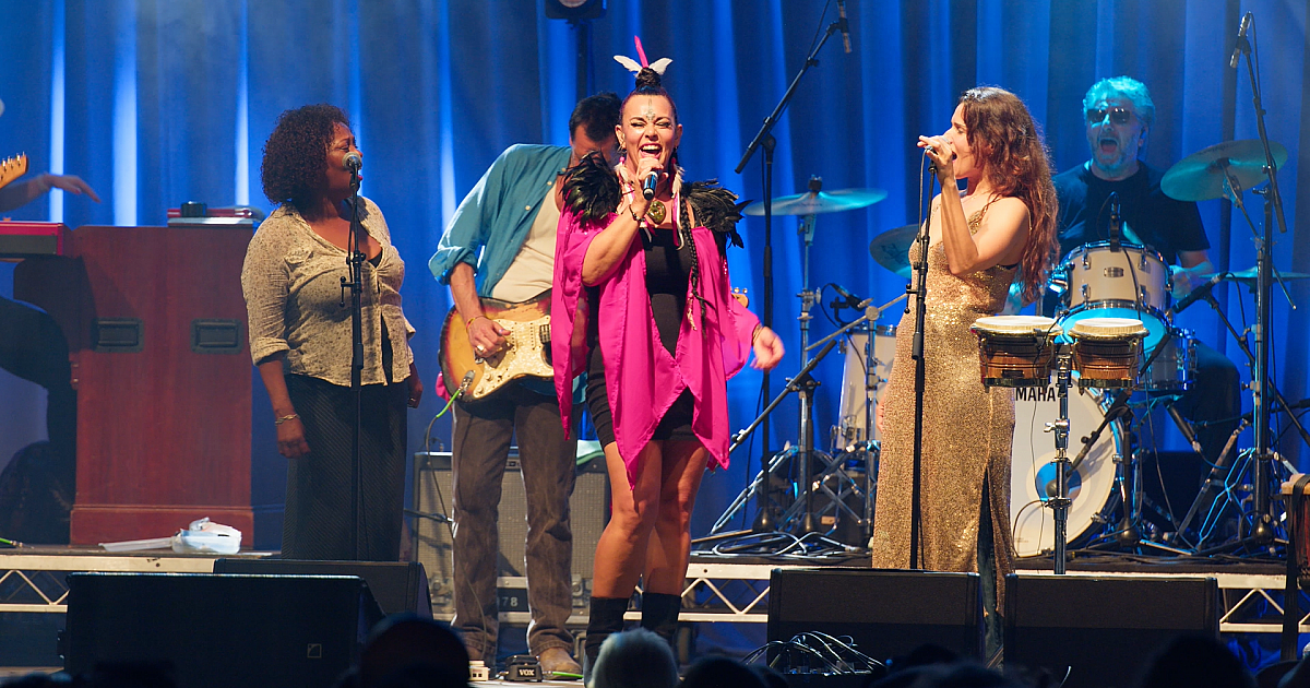 When the Levee Breaks | PFC Band | Live at Byron… | Playing For Change