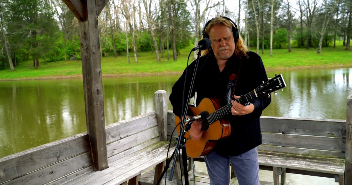 Soulshine | Warren Haynes | Song Around The World | Playing For Change