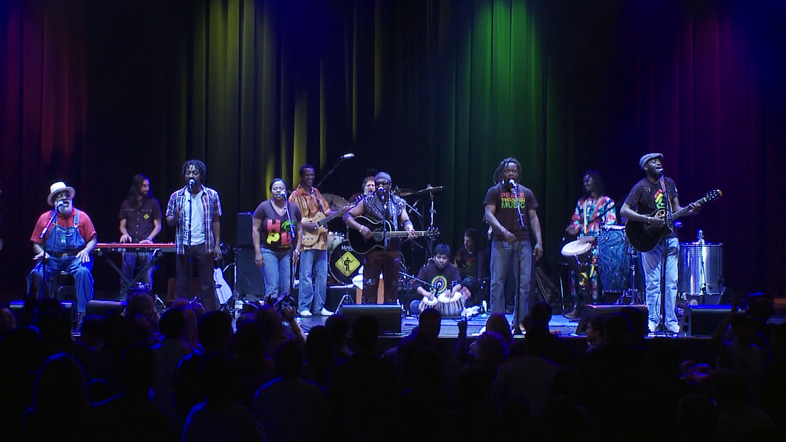 Playing For Change | Jolene | Playing For Change Band | Billboard…