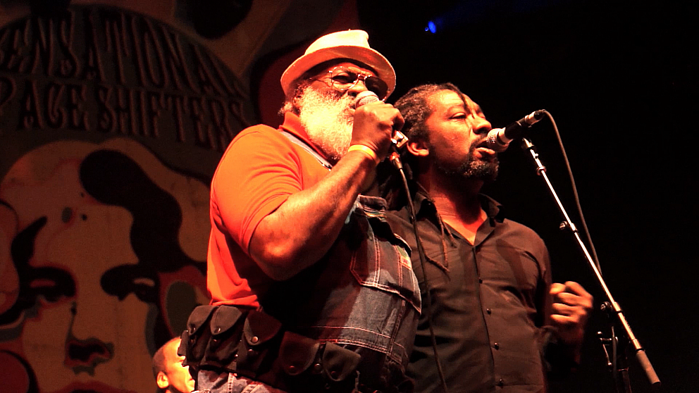 The Best of Grandpa Elliott and Roger Ridley |… | Playing For Change